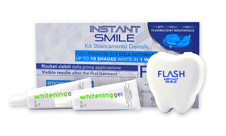 INSTANT SMILE Kit Sbiancamento Dentale - DivinaLab